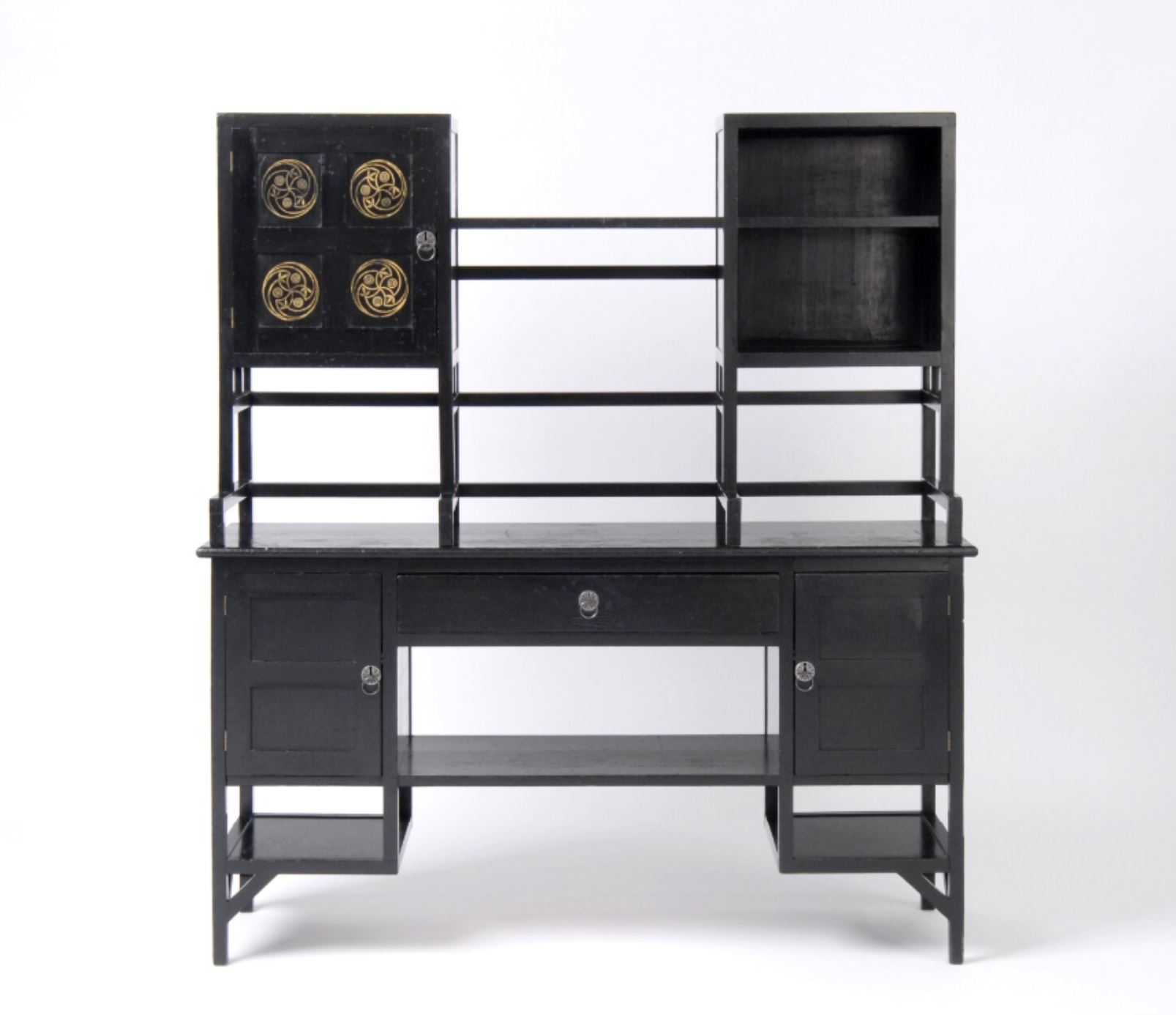 Sideboard (E.W. Godwin), Zwischenfinanzierung - Ernst von Siemens ...